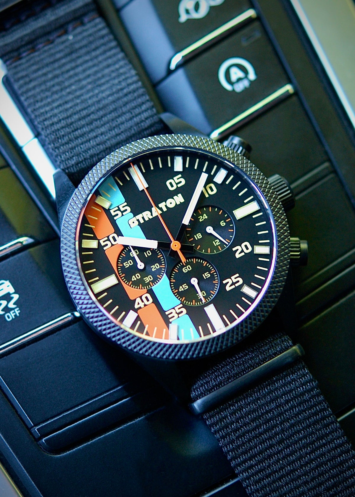 Vintage Driver Chrono watch - Straton Watch Company